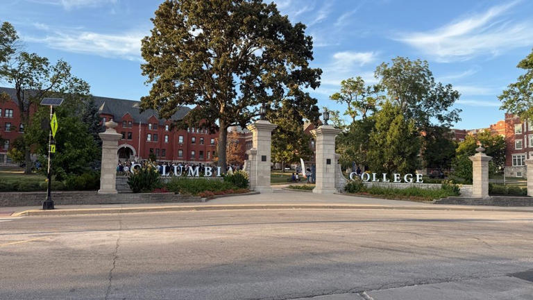 Columbia College Freshman Storm the Gate.