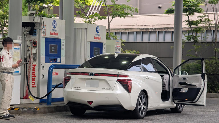The harsh reality behind Toyota’s experimental hydrogen V8