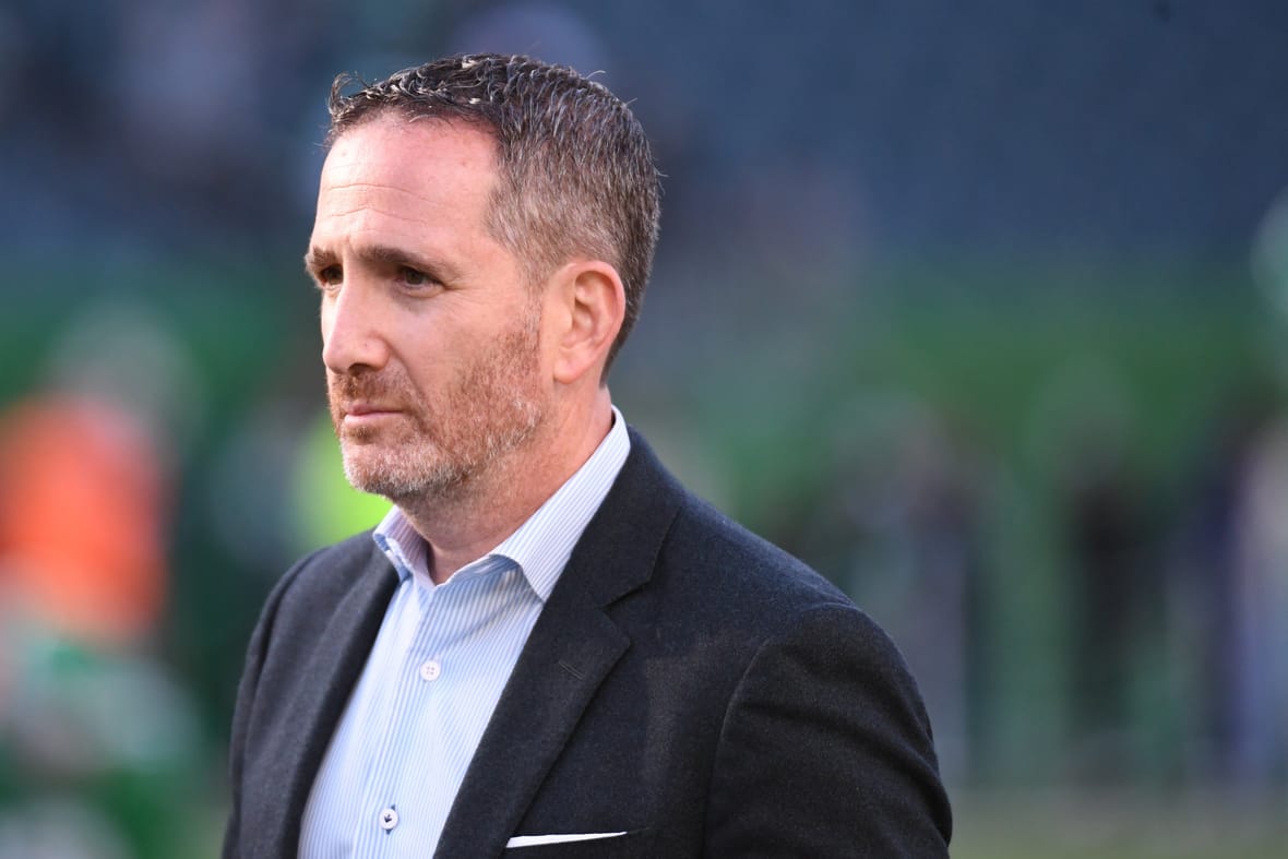 Eagles Daily: Howie Roseman's Trade Frenzy Shakes Up Roster Before Cutdowns