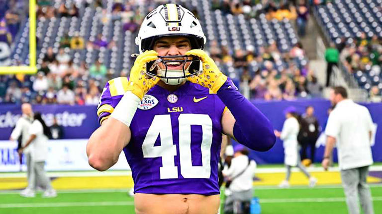 National Analyst Predicts LSU Football's Record Ahead of Week 1 at Clemson