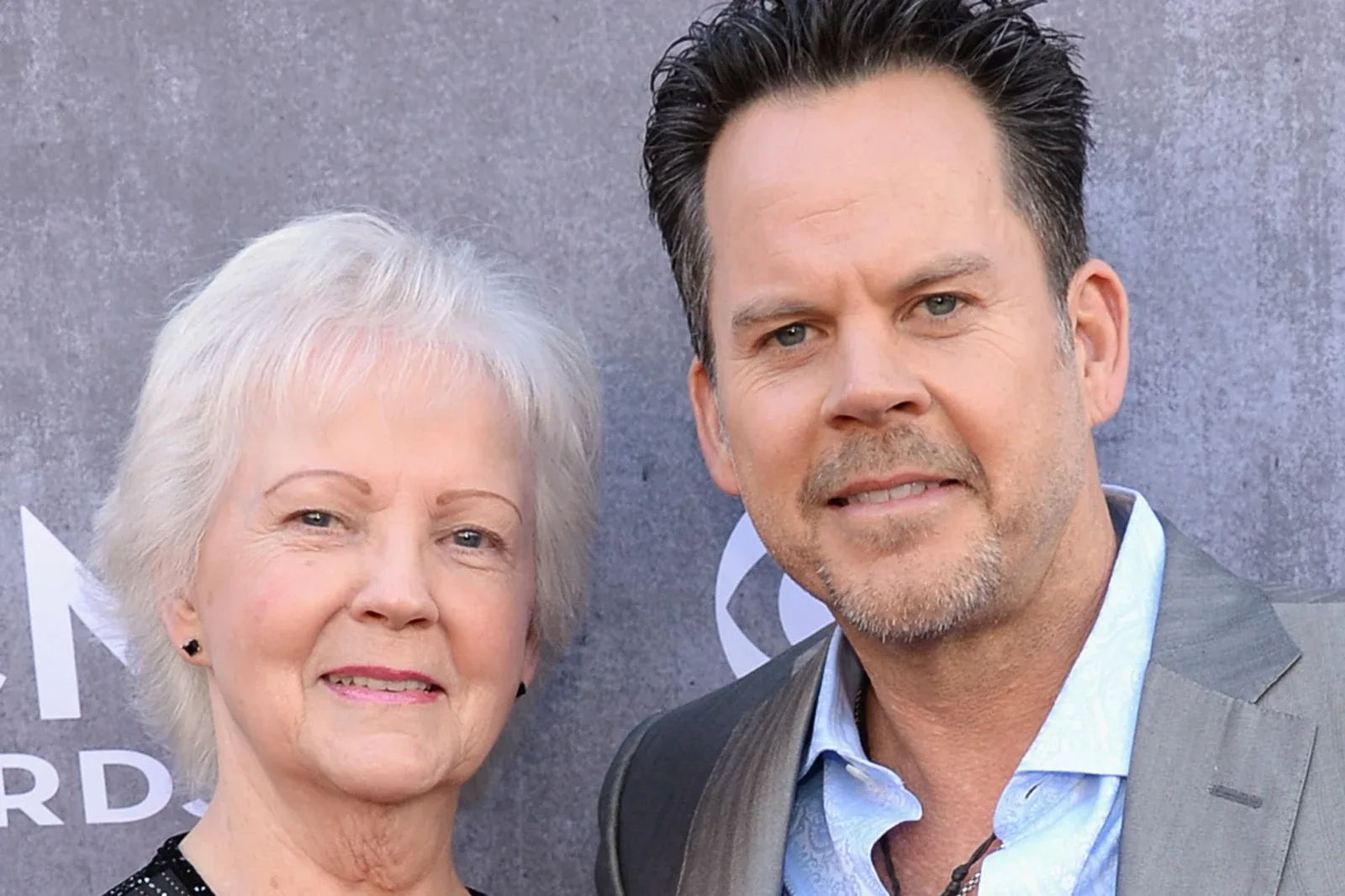 Gary Allan’s Mother Dies: ‘We Will Miss You Dearly, Mama Mary’