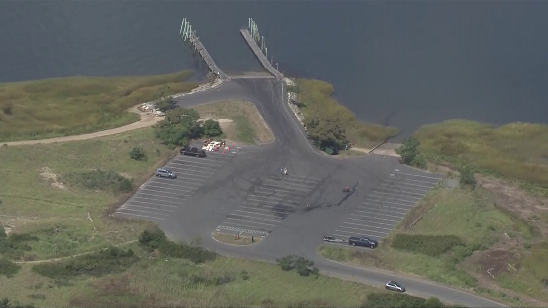 Search continues for missing man after boat capsizes off Salisbury Beach