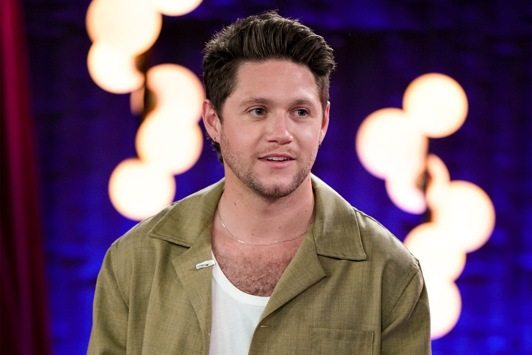 Niall Horan Radiates Pure Joy Irish Dancing on The Voice Stage (VIDEO)
