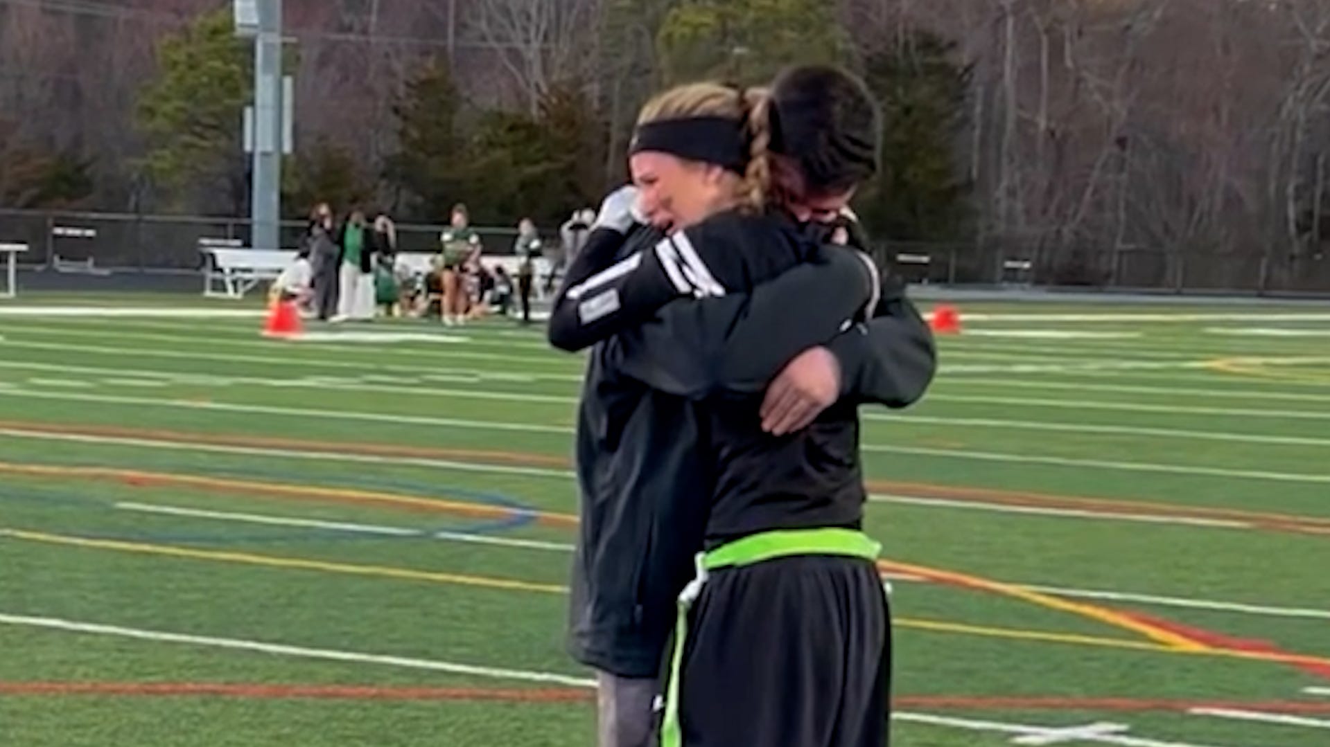Watch emotional triple reunion after soldier's surprise homecoming