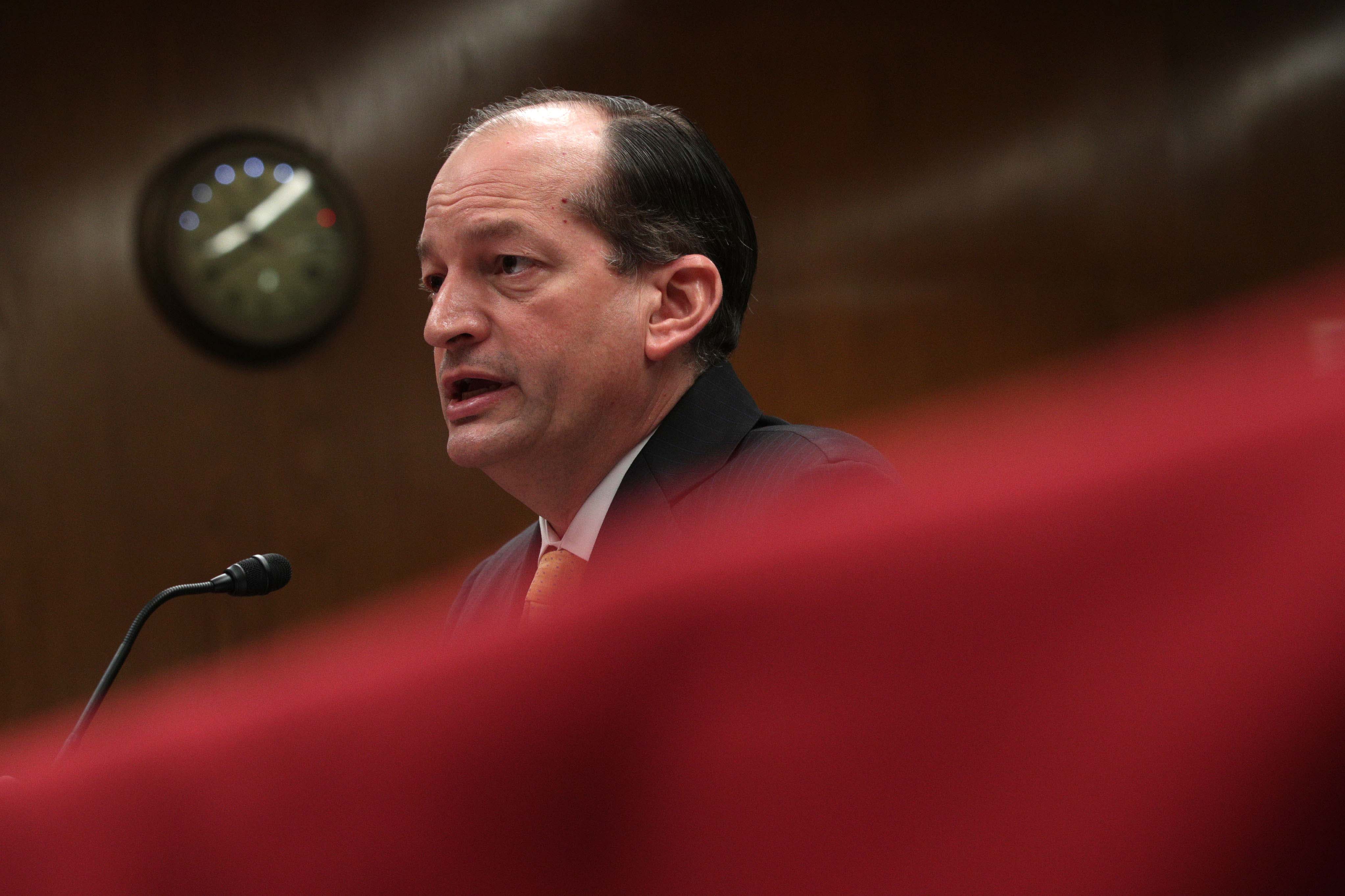 Former Labor secretary will be interviewed in House Epstein probe