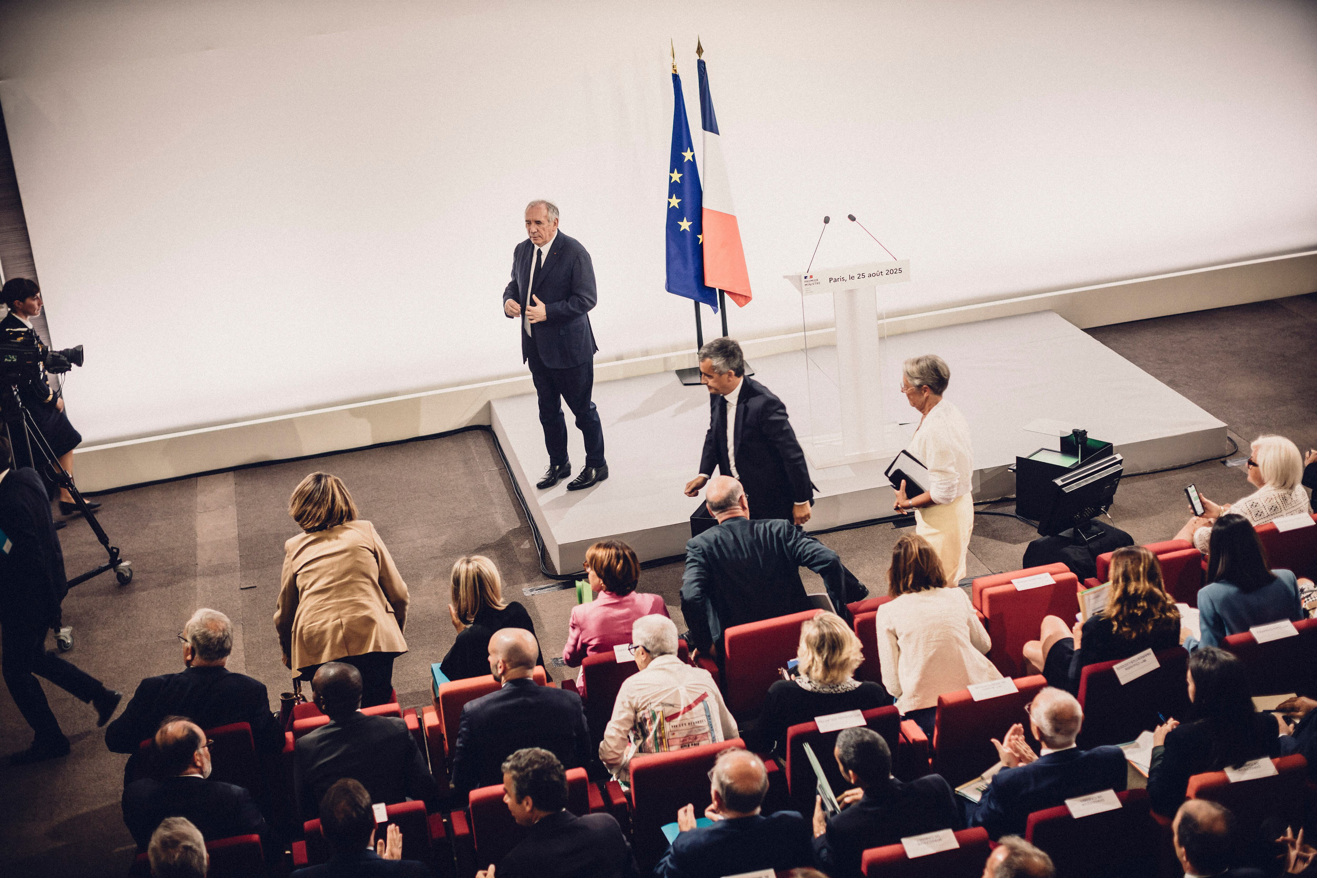 Confiance à François Bayrou : PS, LFI, écologistes et RN annoncent qu ...
