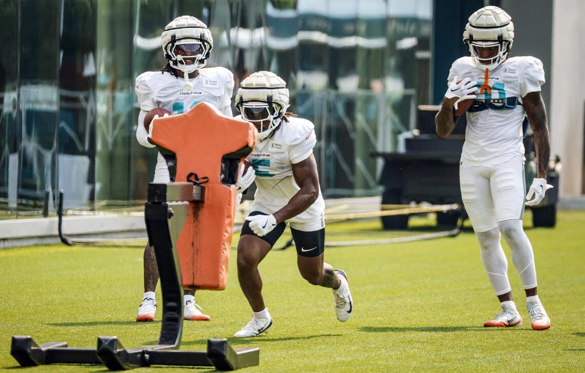 Jaylen Wright expected to miss Dolphins season opener