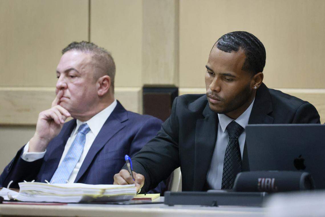 Miami-Dade officer charged in UPS truck shootout granted Stand Your Ground hearing