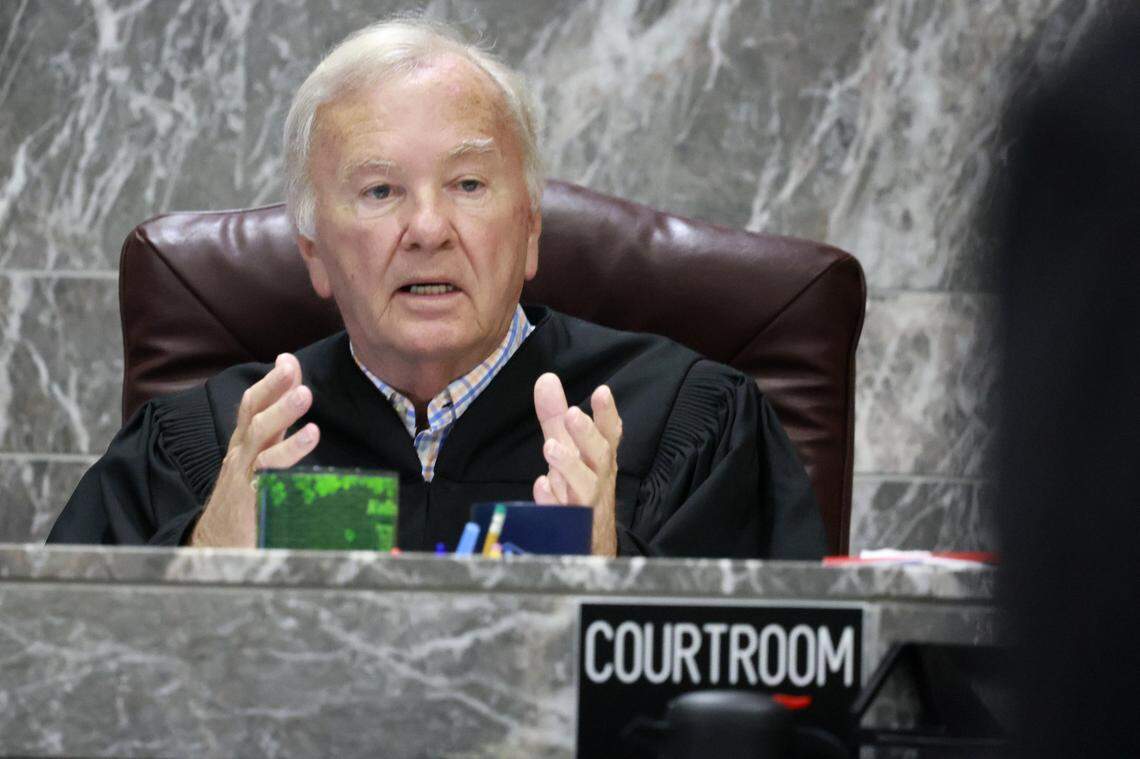Miami-Dade officer charged in UPS truck shootout granted Stand Your ...