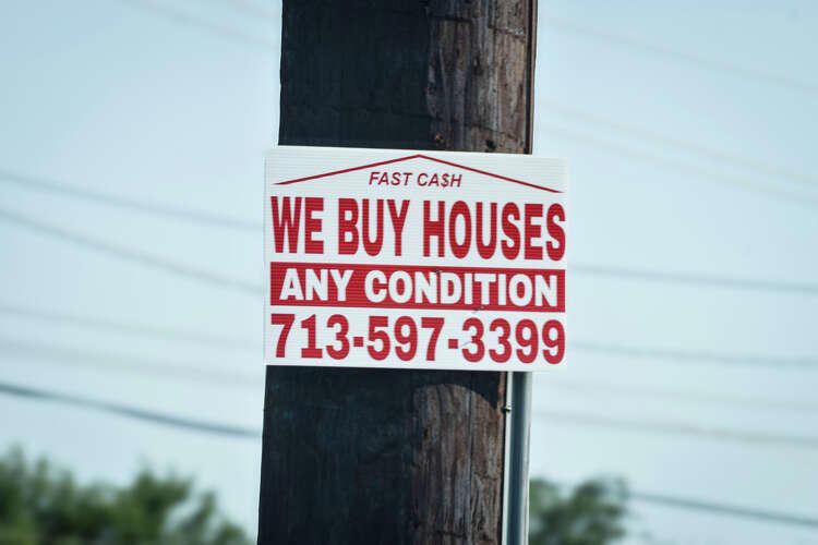 New Texas law hits illegal sign posters with big fines
