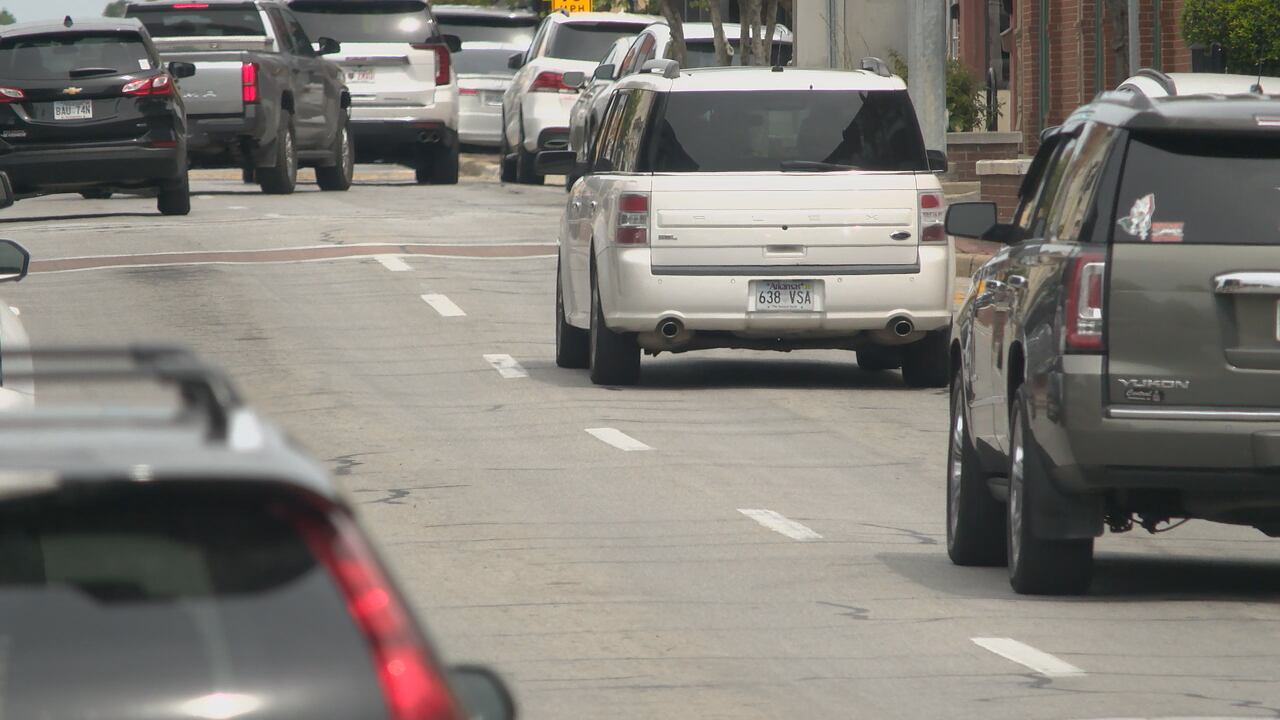 Downtown workers weigh in on proposed one-lane Main Street