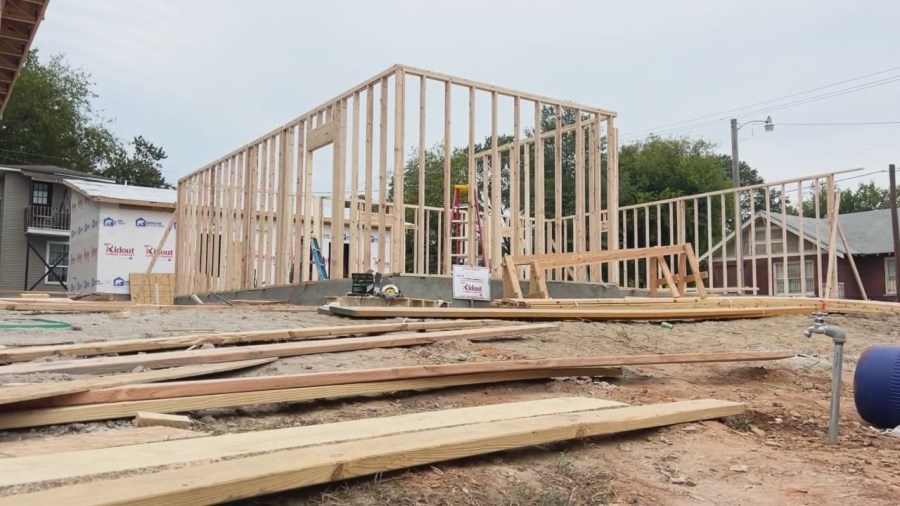 Little Rock residents push back against mini-home development in Hanger ...