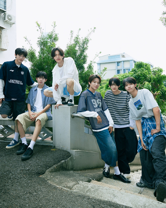 'JYP 中 신인 보이그룹' 뻔푸소년CIIU 정식 데뷔