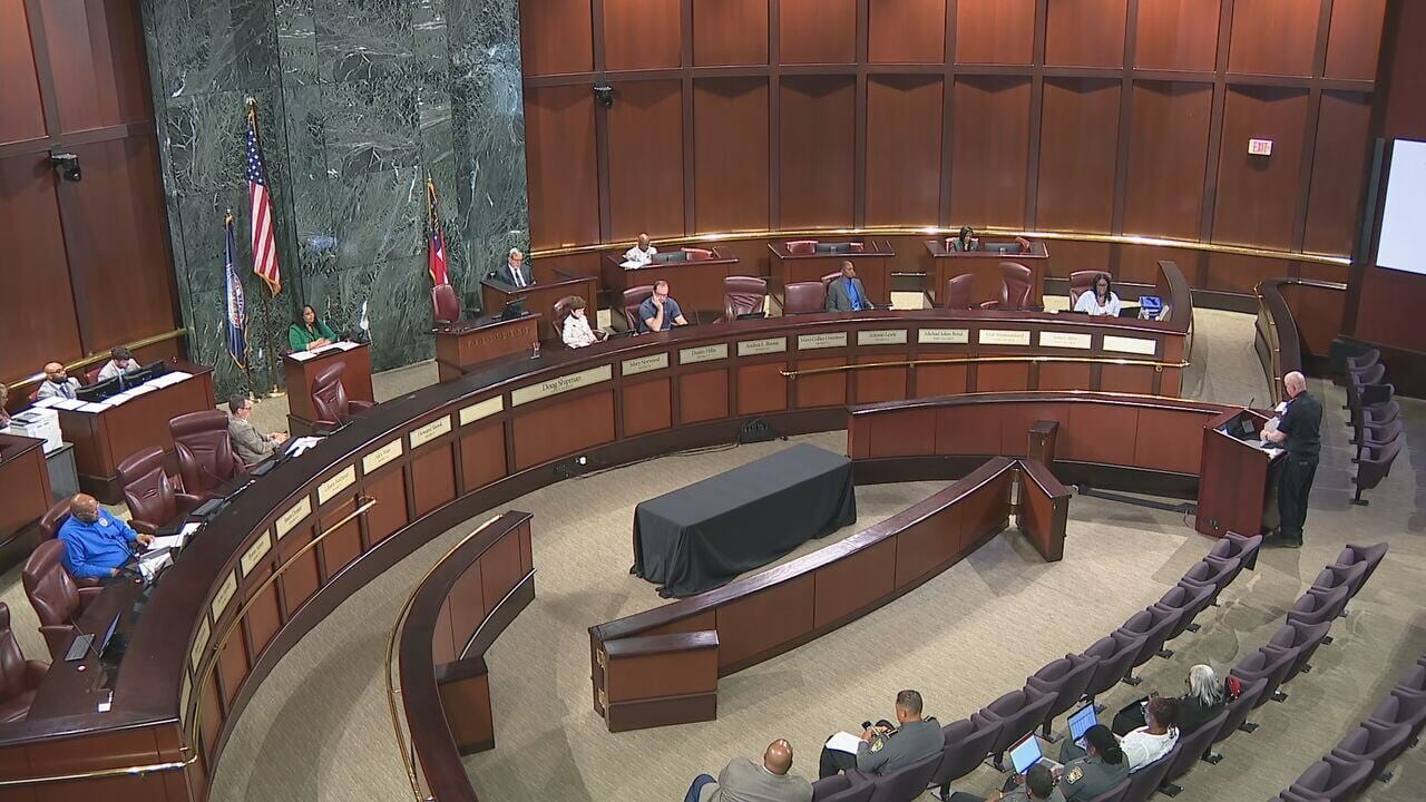 Community leaders share concerns after several APD officers accused of ...