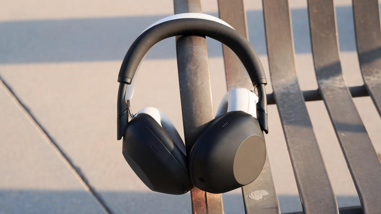 Android Central's best of 2025 awards: The best phones, smartwatches ...