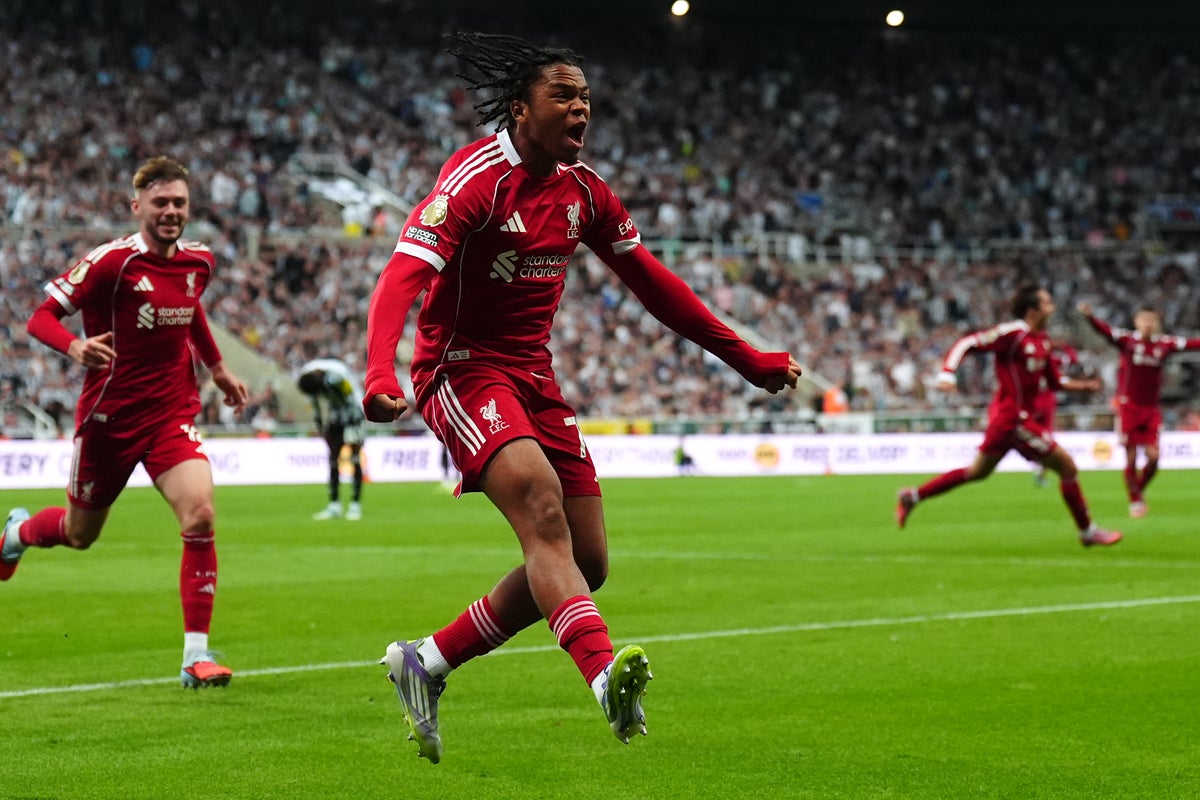 Newcastle vs Liverpool live: Rio Ngumoha slots home stoppage time ...