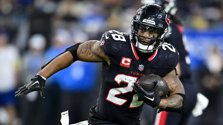 Report: Texans release running back Joe Mixon