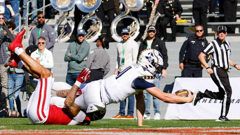 Navy's Blake Horvath nominated for the "Academic Heisman"