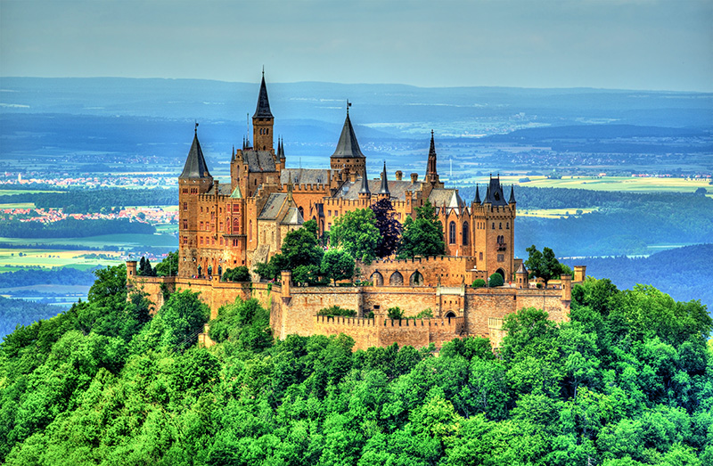 19 Largest Castles in the World – The Most Impressive and Beautiful ...