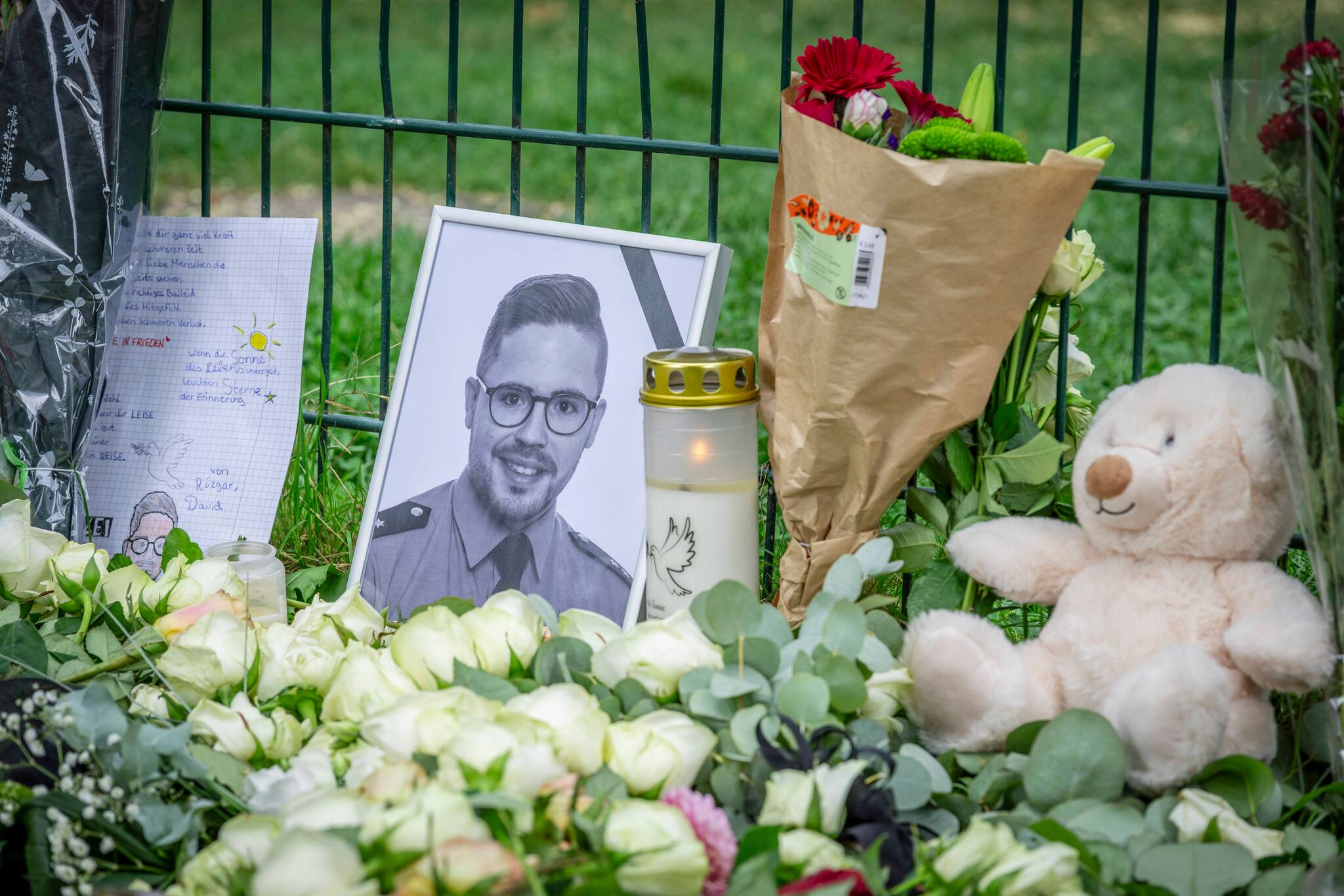 Völklingen: 18-Jähriger schoss noch auf Polizisten, als der schon am ...