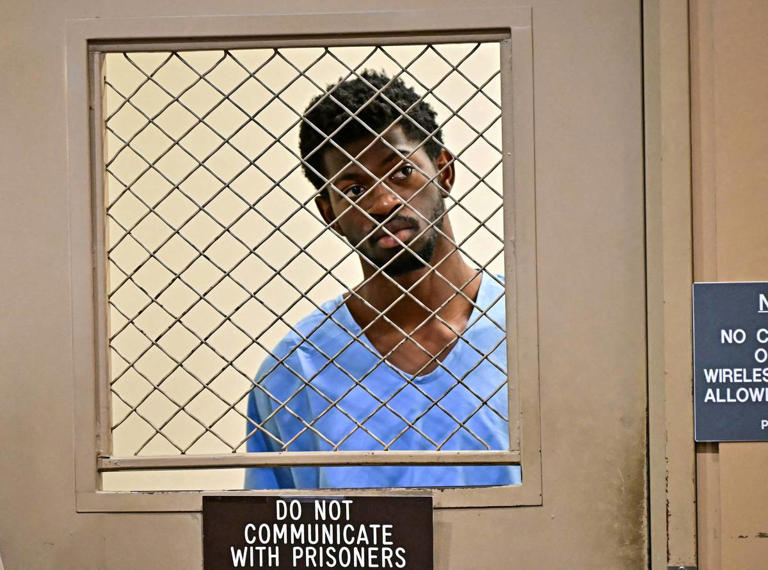 Rapper Lil Nas X enfrenta quatro acusações graves após episódio ...