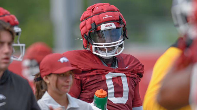 Razorbacks edge rusher ready to have big impact sophomore season