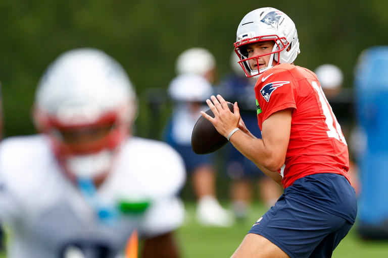 Drake Maye talks Efton Chism, prepping for Week 1 start in WEEI interview