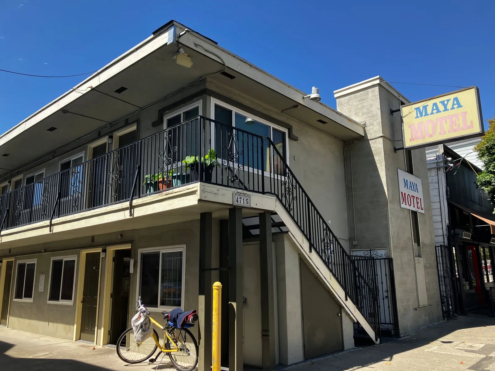 Maya Motel in Temescal will become housing for homeless residents