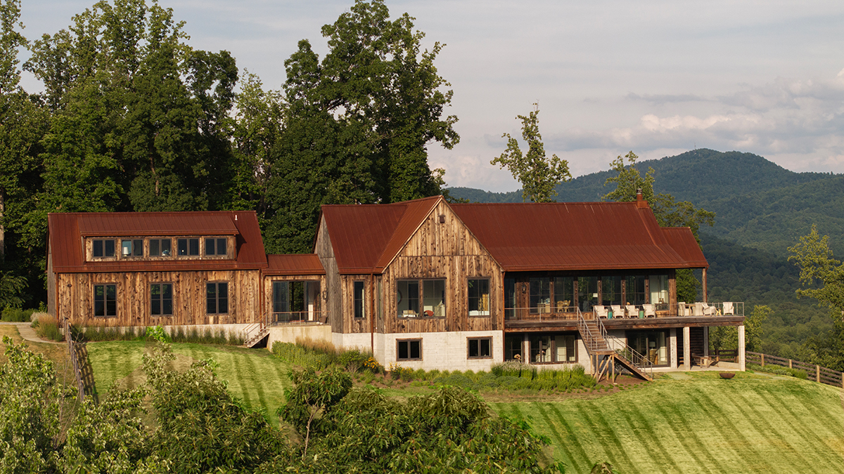 Cathy Cherry's Mountain Home in Photos
