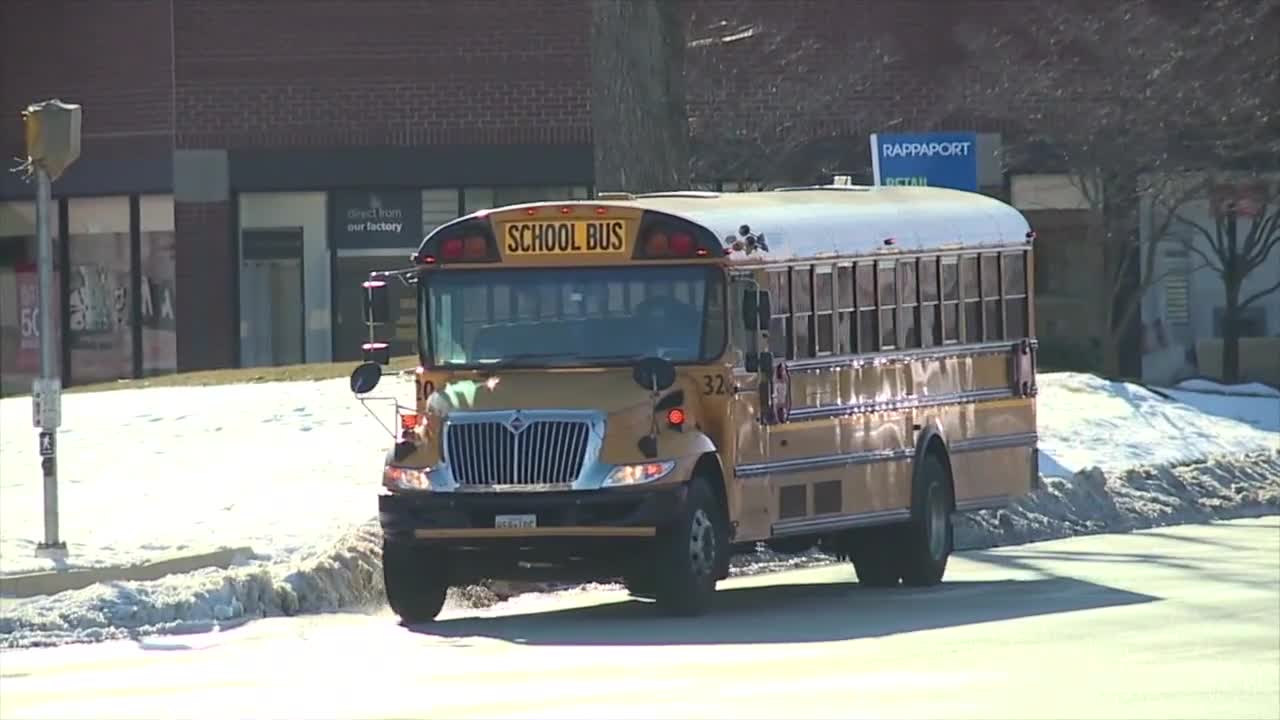 Anne Arundel County bus drivers vote to authorize strike