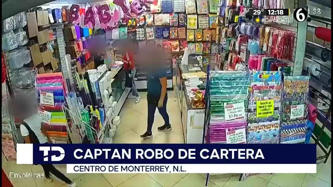 Graban robo de cartera a una mujer en tienda de Monterrey, Nuevo León