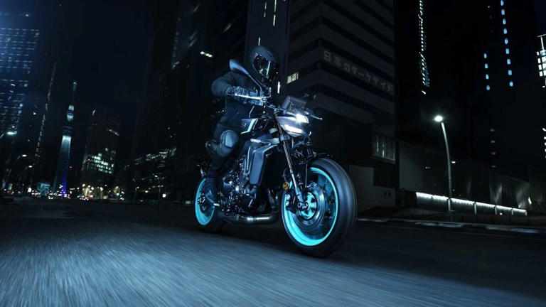 10 Mid-Range Motorcycles That Marry Premium Features With Reasonable ...
