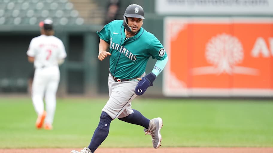 Josh Naylor's secret sauce for stolen bases is why Mariners fans love him