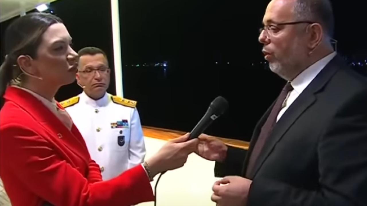 Πρύτανης πανεπιστημίου Εθνικής Άμυνας Τουρκίας: Με την Ελλάδα δεν ...