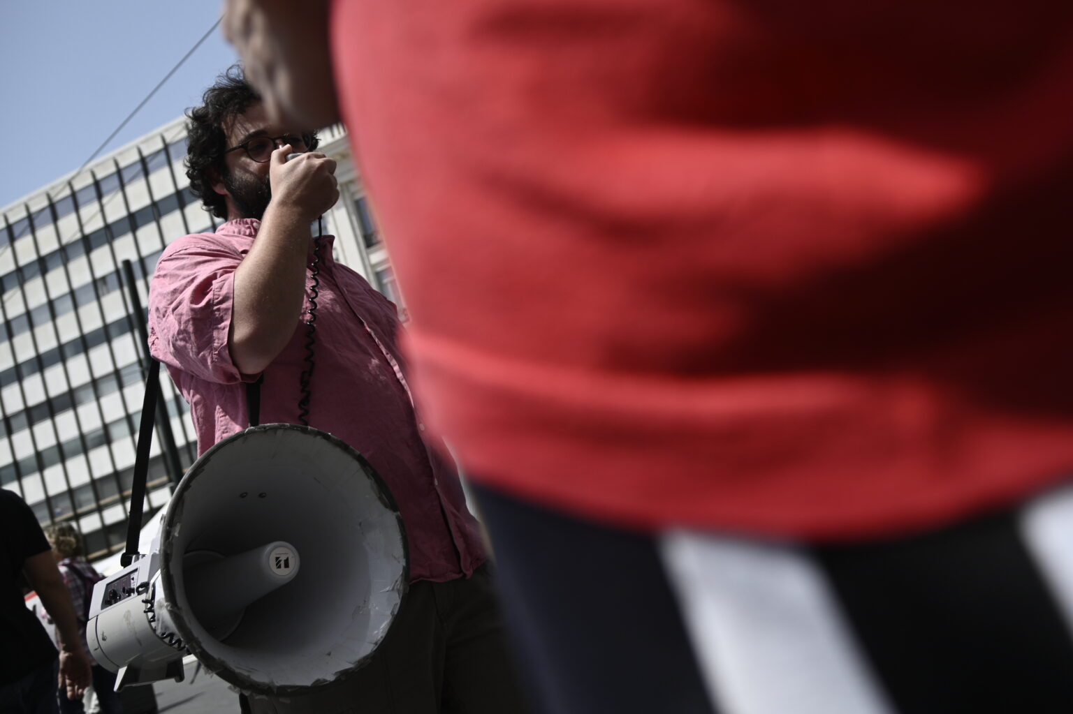 Με 24ωρη απεργία η ΑΔΕΔΥ αντιδρά στο νέο Πειθαρχικό Δίκαιο των δημοσίων ...