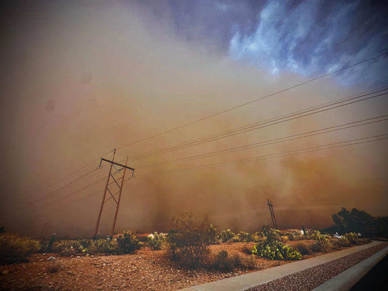 Haboob hits Arizona, thunderstorms dump heavy rain across metro Phoenix