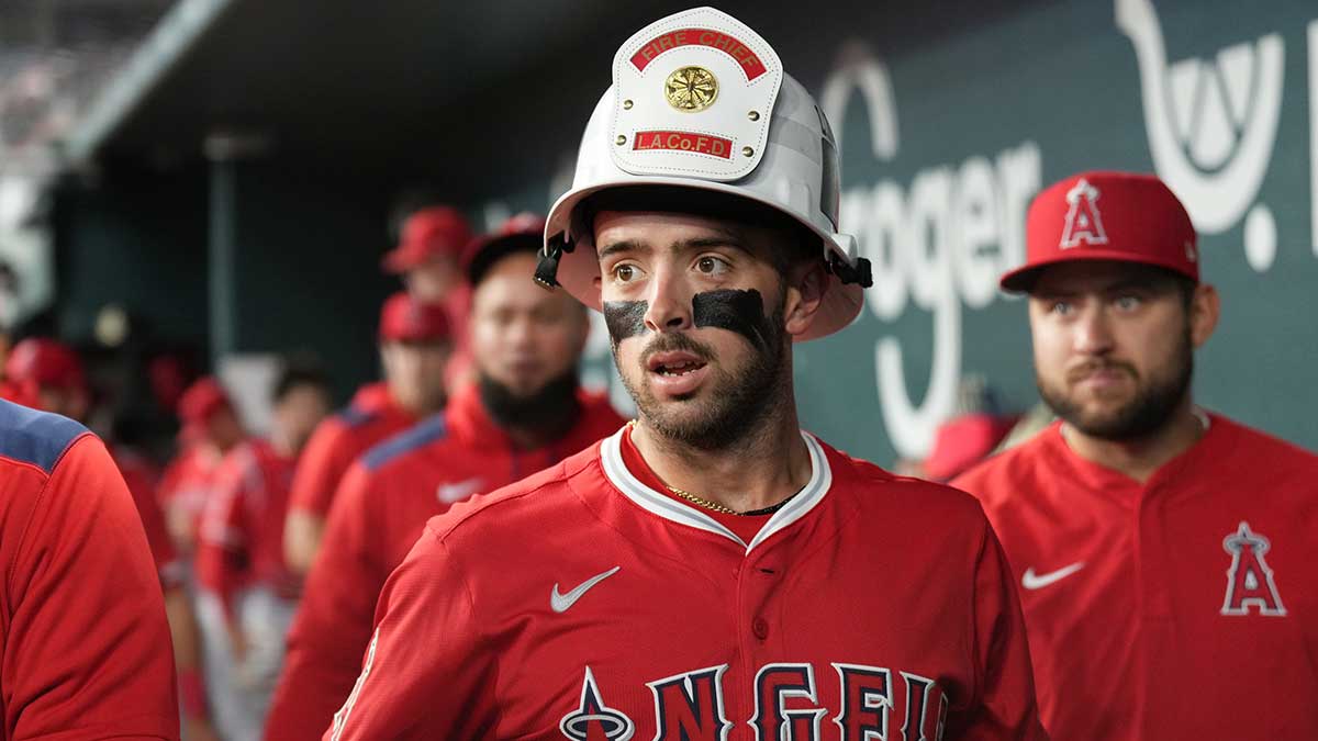Angels’ Zach Neto leads LA to franchise-record breaking night vs. Rangers