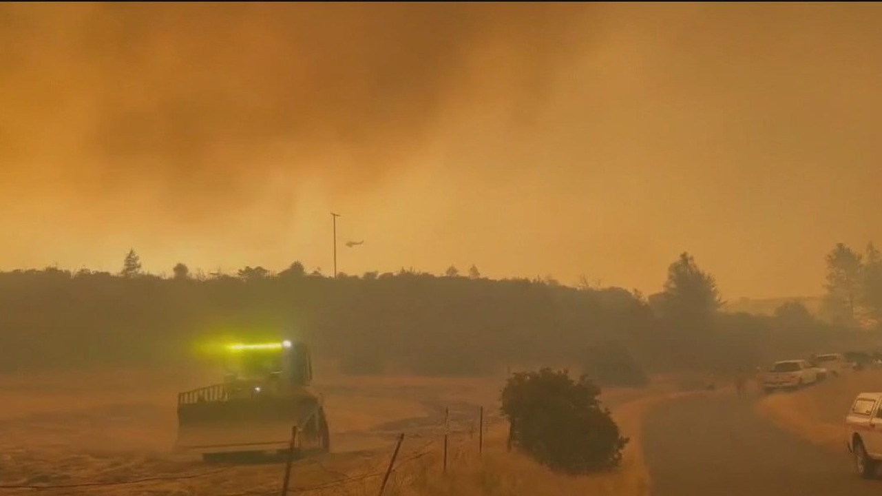 Pickett Fire continues to grow with 15% containment