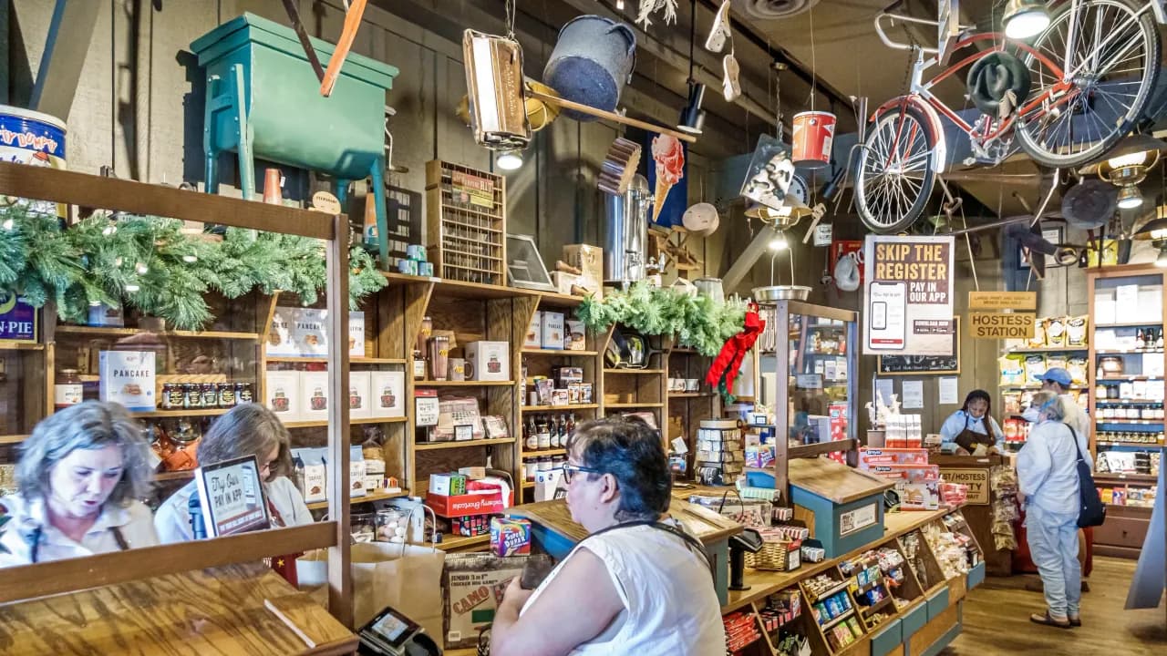 Retail Investors Unimpressed After Cracker Barrel Clarifies Logo Change ...