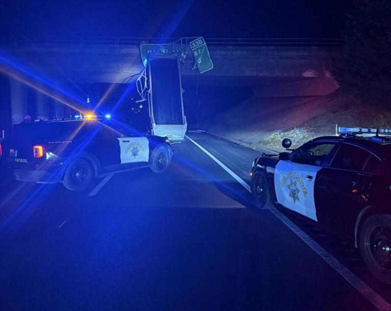 Dump truck slams into Highway 1 overpass near Santa Cruz