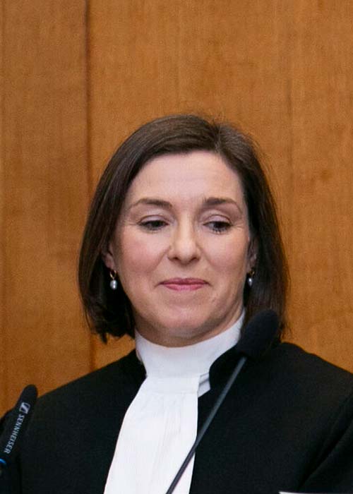 New law set to deal with ‘illegal’ asylum centres