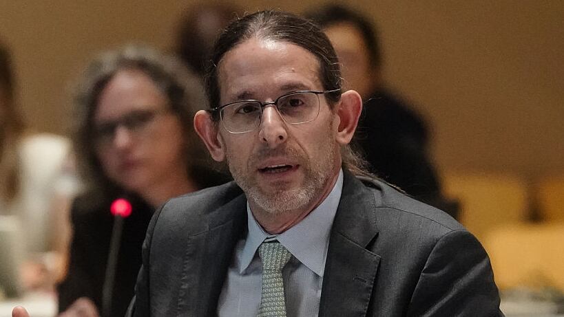 MAGA Radio Host’s Cancer-Stricken Wife Can’t Get COVID Shot Because of ...