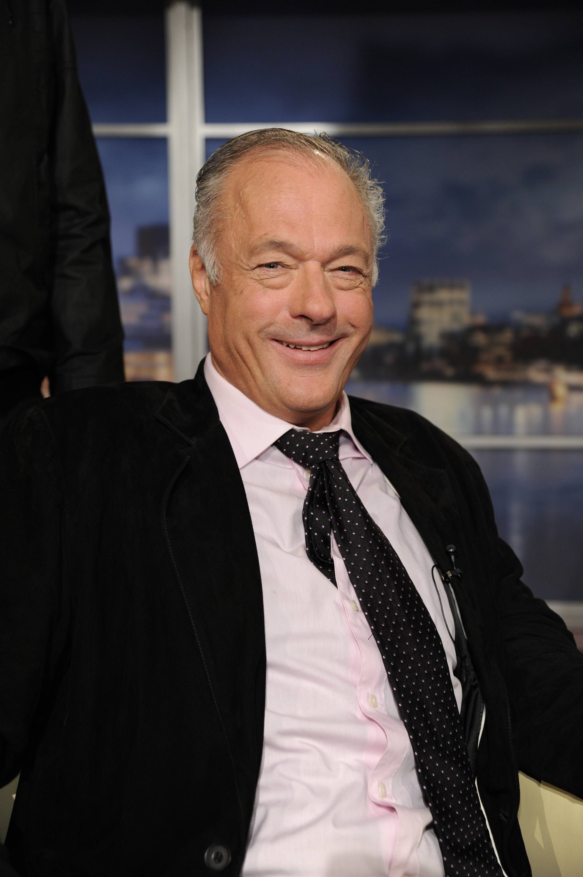 "Villa der Versuchung": Jasmin Herren ist schuldenfrei – Ronald Schill sorgt für Reality-TV-Märchen