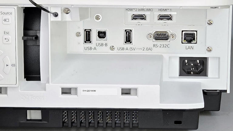 Epson QS100 4K PRO-UHD 3LCD Laser Projector