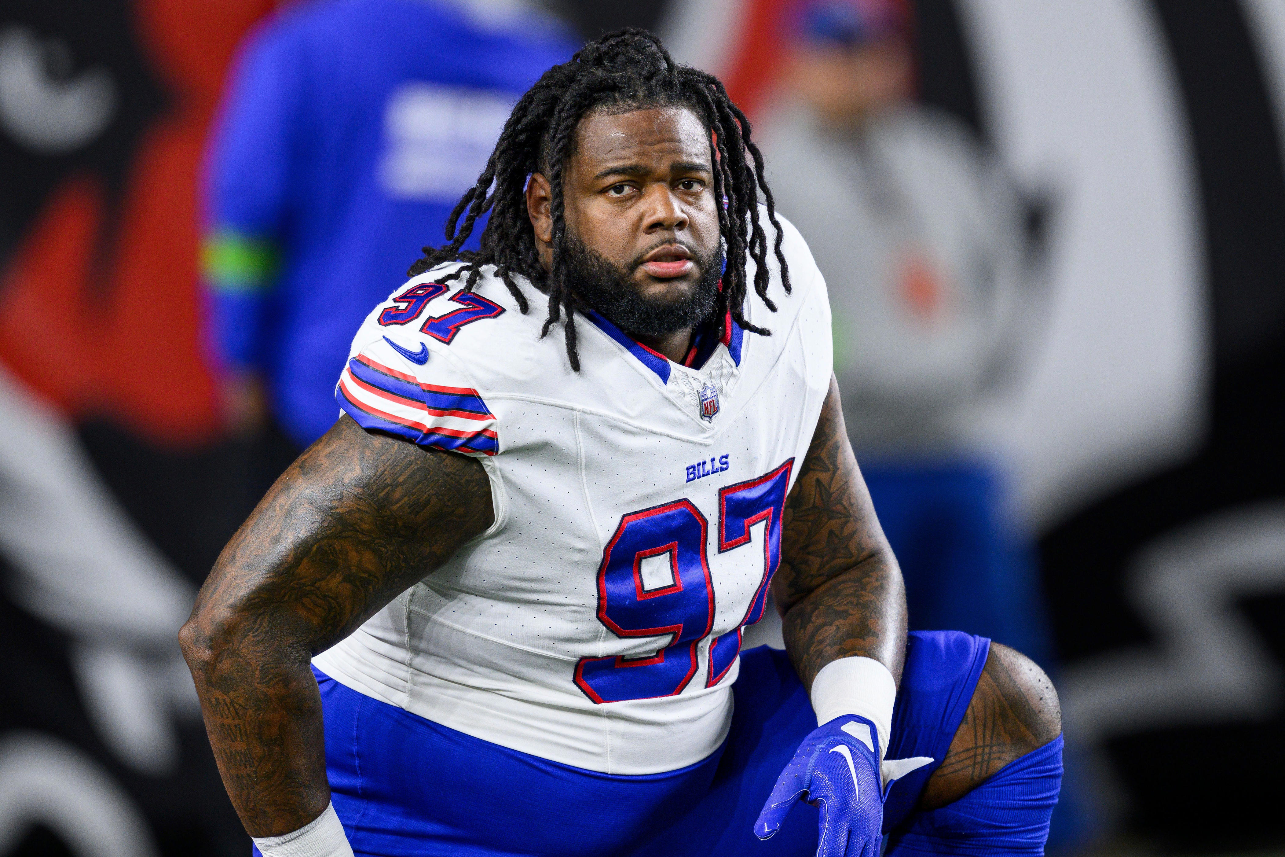 Defensive tackle Jordan Phillips returns for fourth stint with Bills