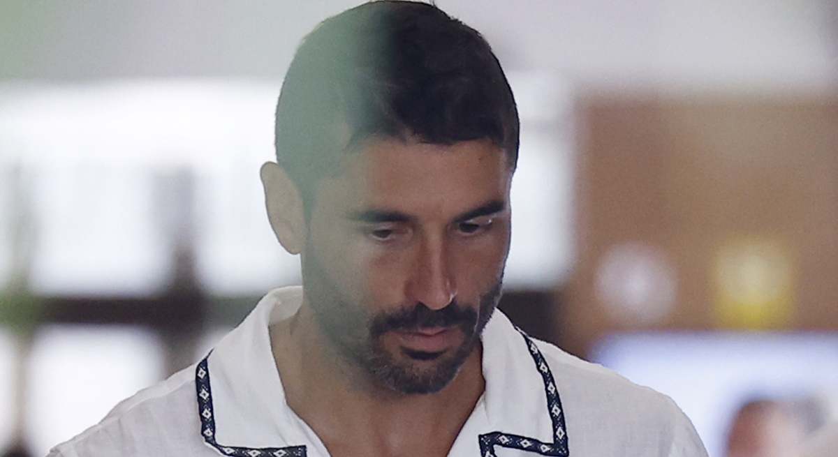 El dolor de Álex García en el funeral íntimo a Verónica Echegui en Madrid: las imágenes del ...