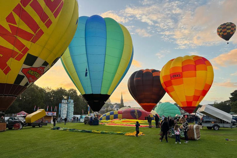 Strathaven Balloon Festival soars to new heights as 35,000 marvel at ...
