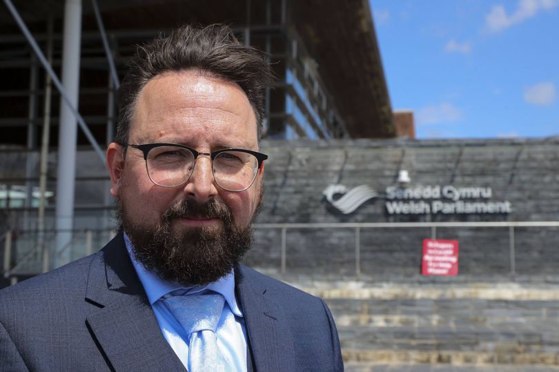 'Devoted dad' and Labour politician found dead at home inquest hears