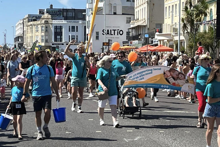 Crowds line the streets for fantastic Worthing carnival procession
