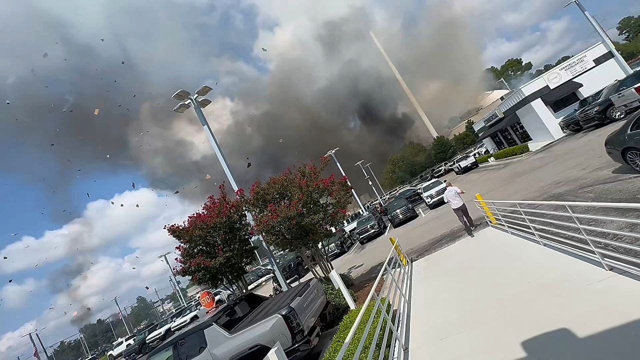 Building explodes after impaired driver crashes into gas main in North ...